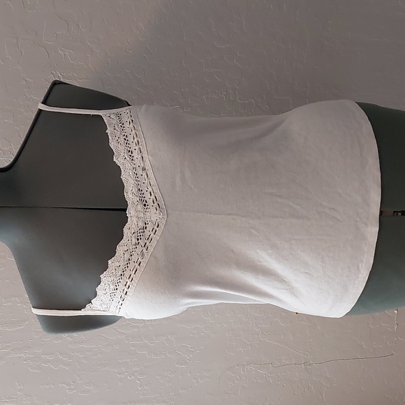 Carole Little | Tops | Carole Little White Cotton Tank | Poshmark